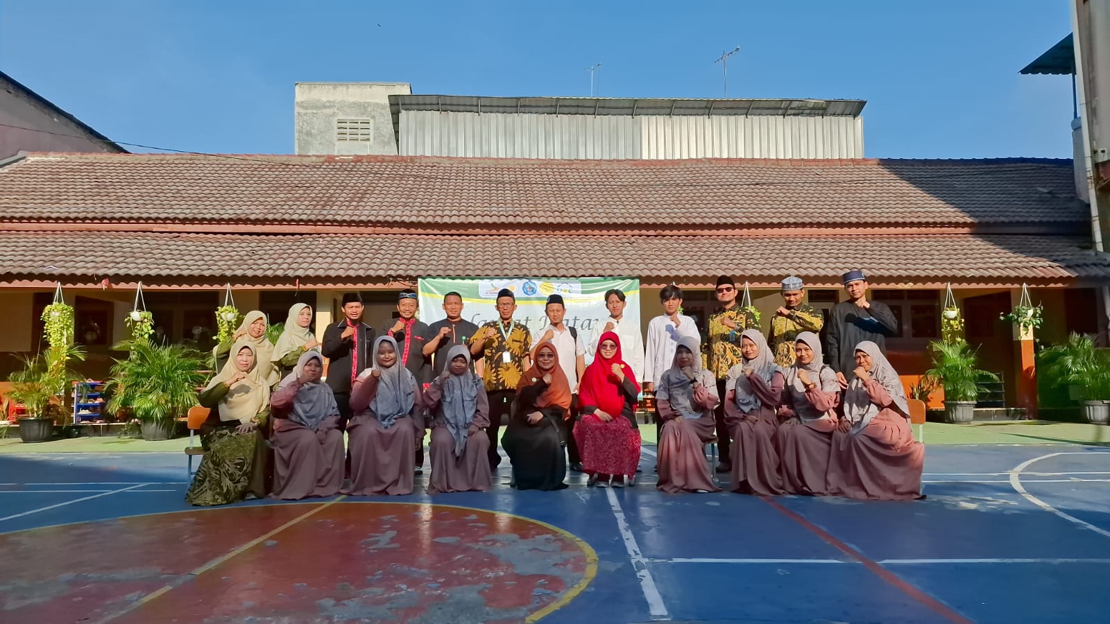 Yayasan Annur - Sekolah Menengah Atas Unggulan